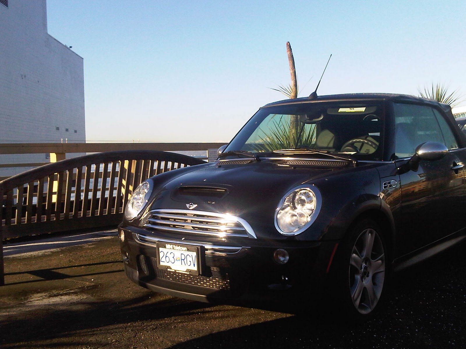 The Ultimate Automotive Blog: 2006 Mini R52 Cooper S The Ultimate Automotive Blog: 2006 Mini R52 Cooper S