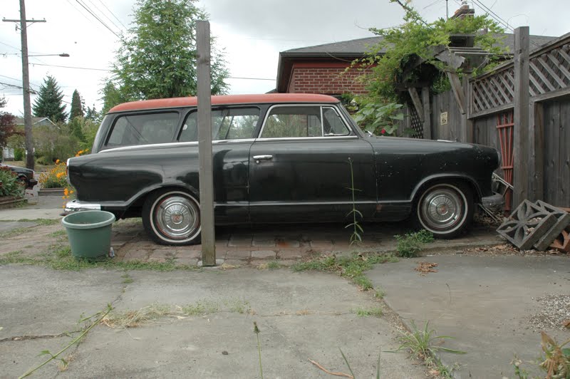 OLD PARKED CARS.: 1959 Rambler American 2-Door Wagon. OLD PARKED CARS.: 1959 Rambler American 2-Door Wagon.