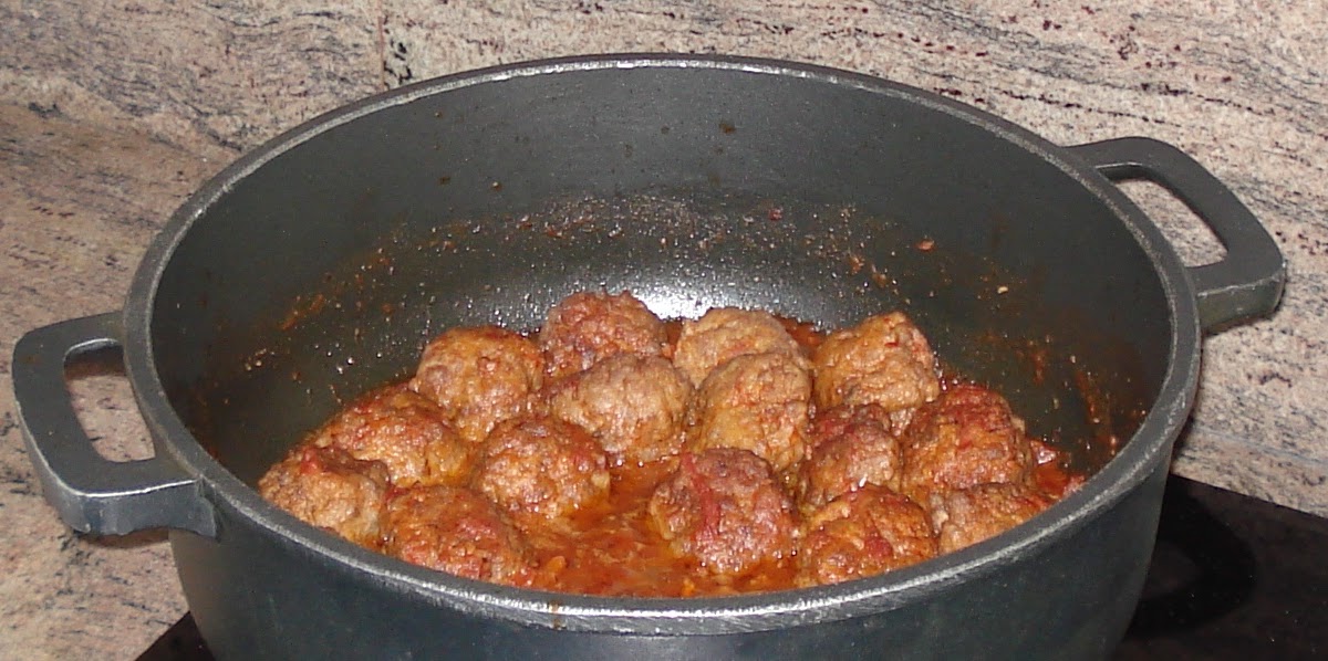 la cuina d'en Camil: Mandonguilles amb bolets de la mare la cuina d'en Camil: Mandonguilles amb bolets de la mare