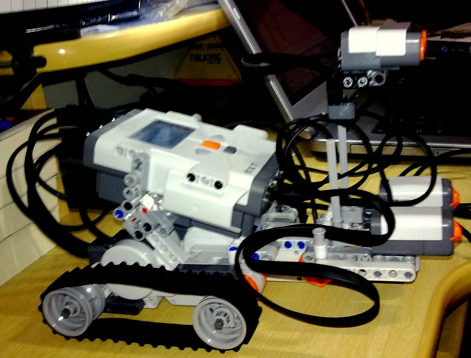 Nossos Robôs: Lego Mindstorms NXT 2.0