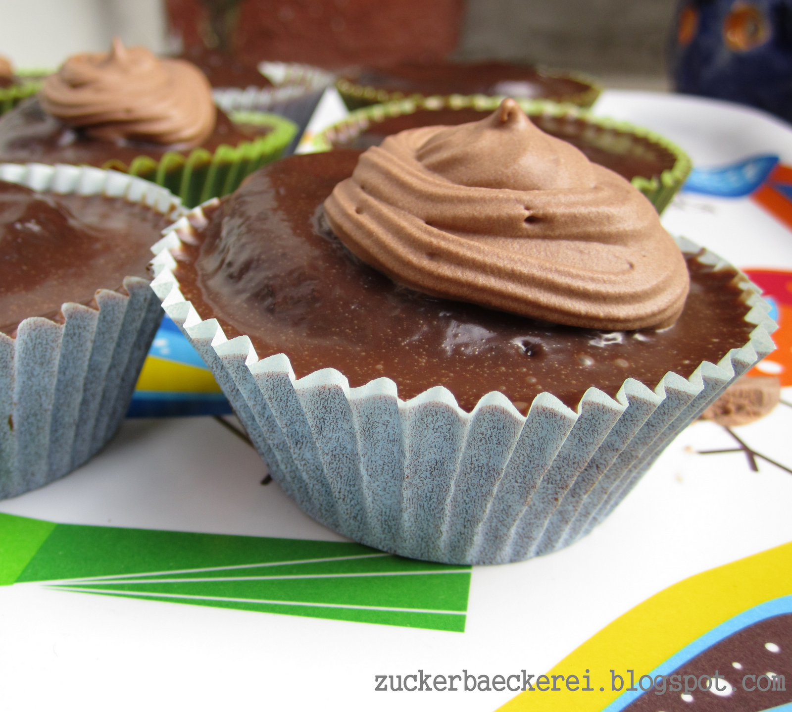 Chocolate Chocolate Cupcakes Zuckerb ckerei chocolate-chocolate-cupcakes-zuckerb-ckerei