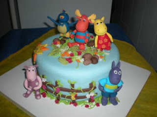 ***Eliane Happy*** cake designer: Bolo Backyardigans