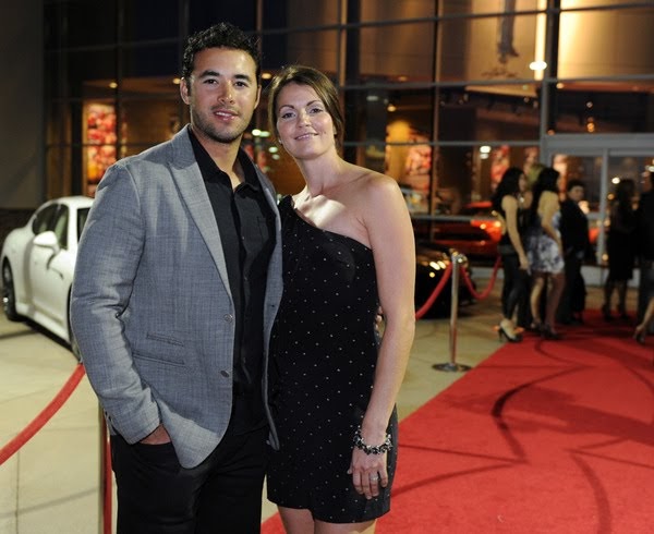 Sons of Steve Garvey: 'Mr. & Mrs. Clutch'