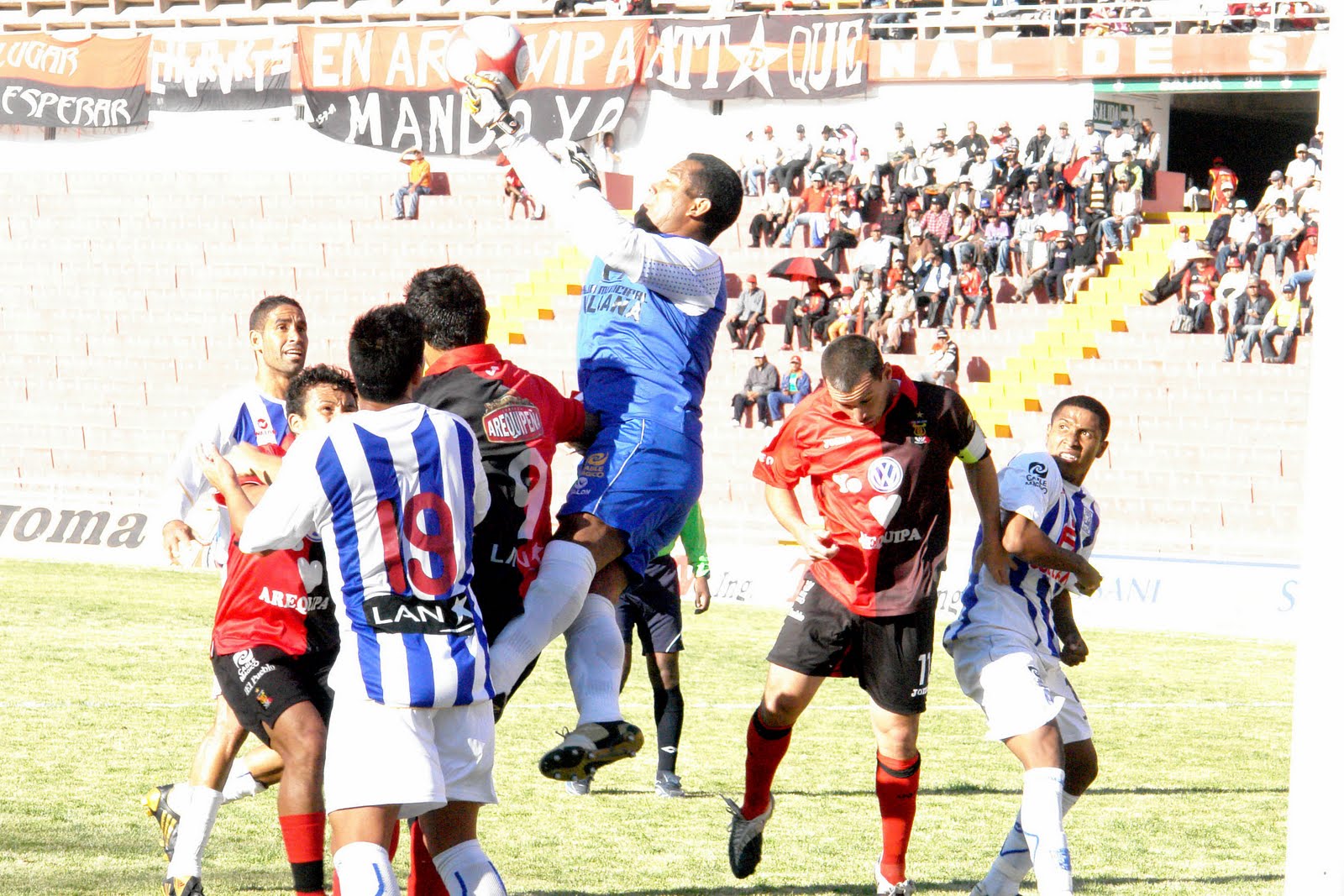 melgarNEWS: FOTOS DEL FBC MELGAR VS ALIANZA ATLETICO DE SULLANA melgarNEWS: FOTOS DEL FBC MELGAR VS ALIANZA ATLETICO DE SULLANA