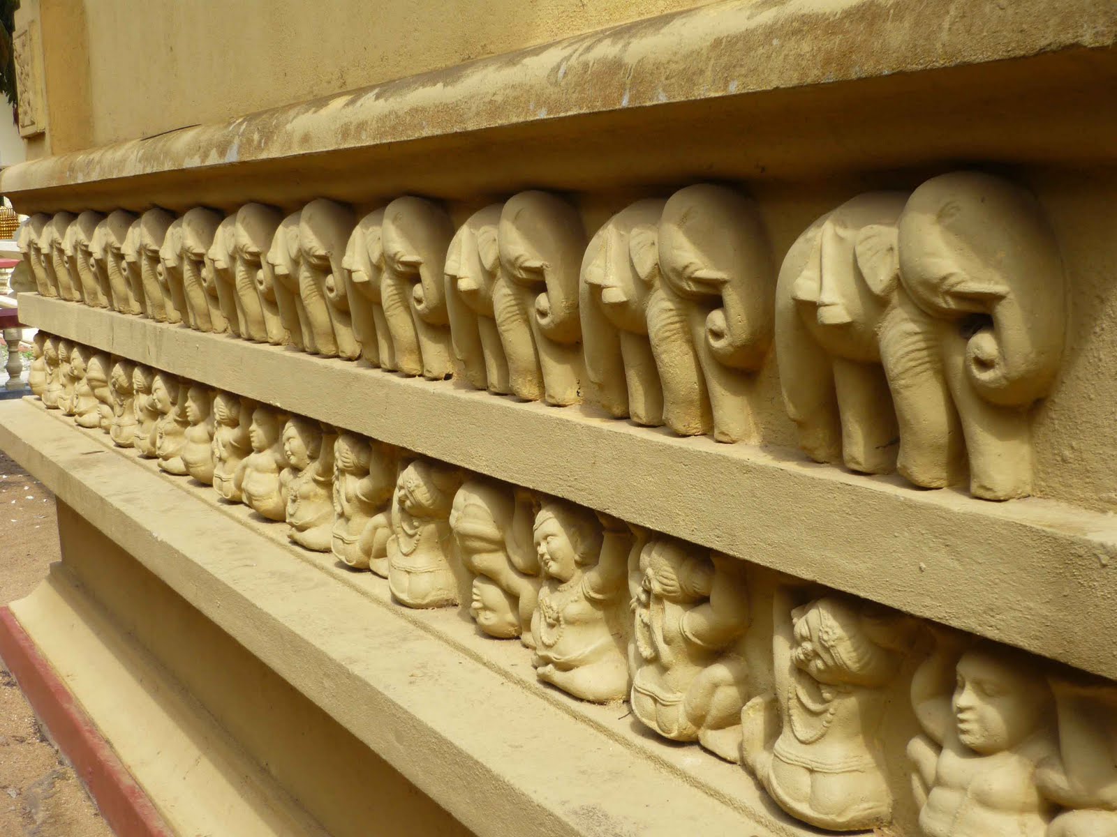 Finest Sri Lanka: Finest Arts in Devram Temple