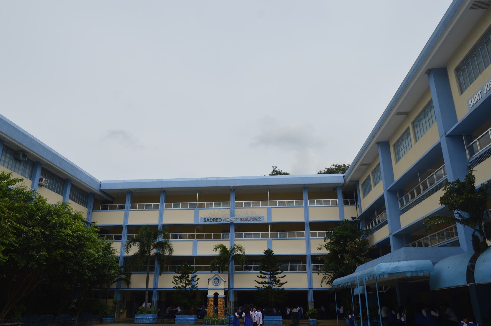 The Grade School In SMCB