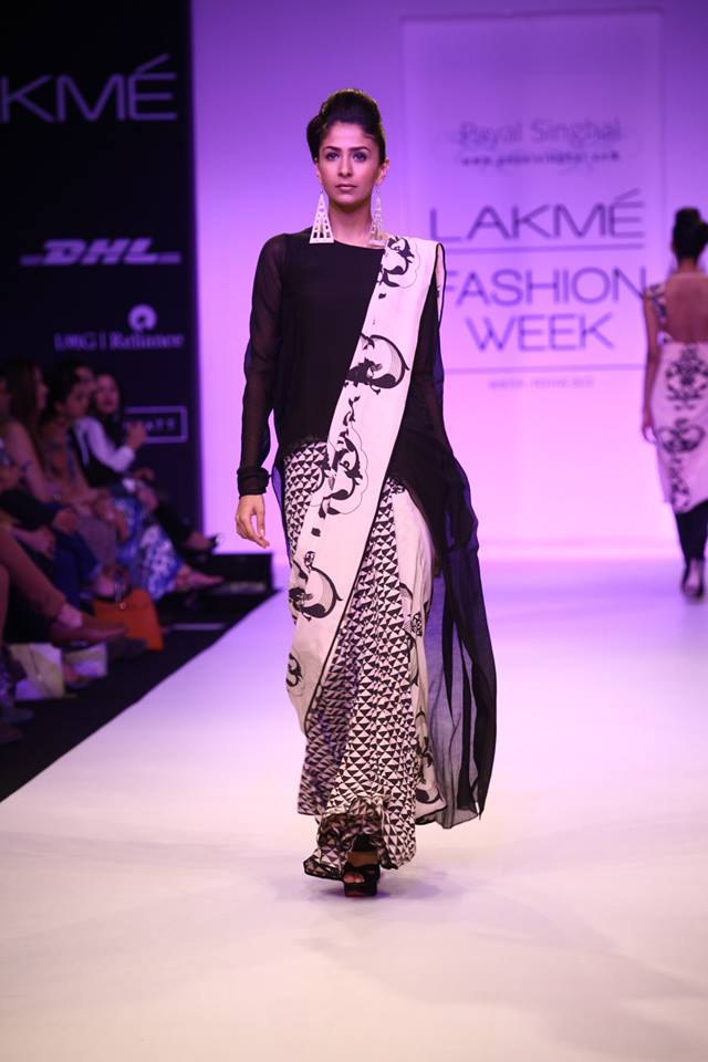 Stylefluid Trendz: ‘Char Bagh’ by Payal Singhal-Autumn/Winter 2013-14 ...