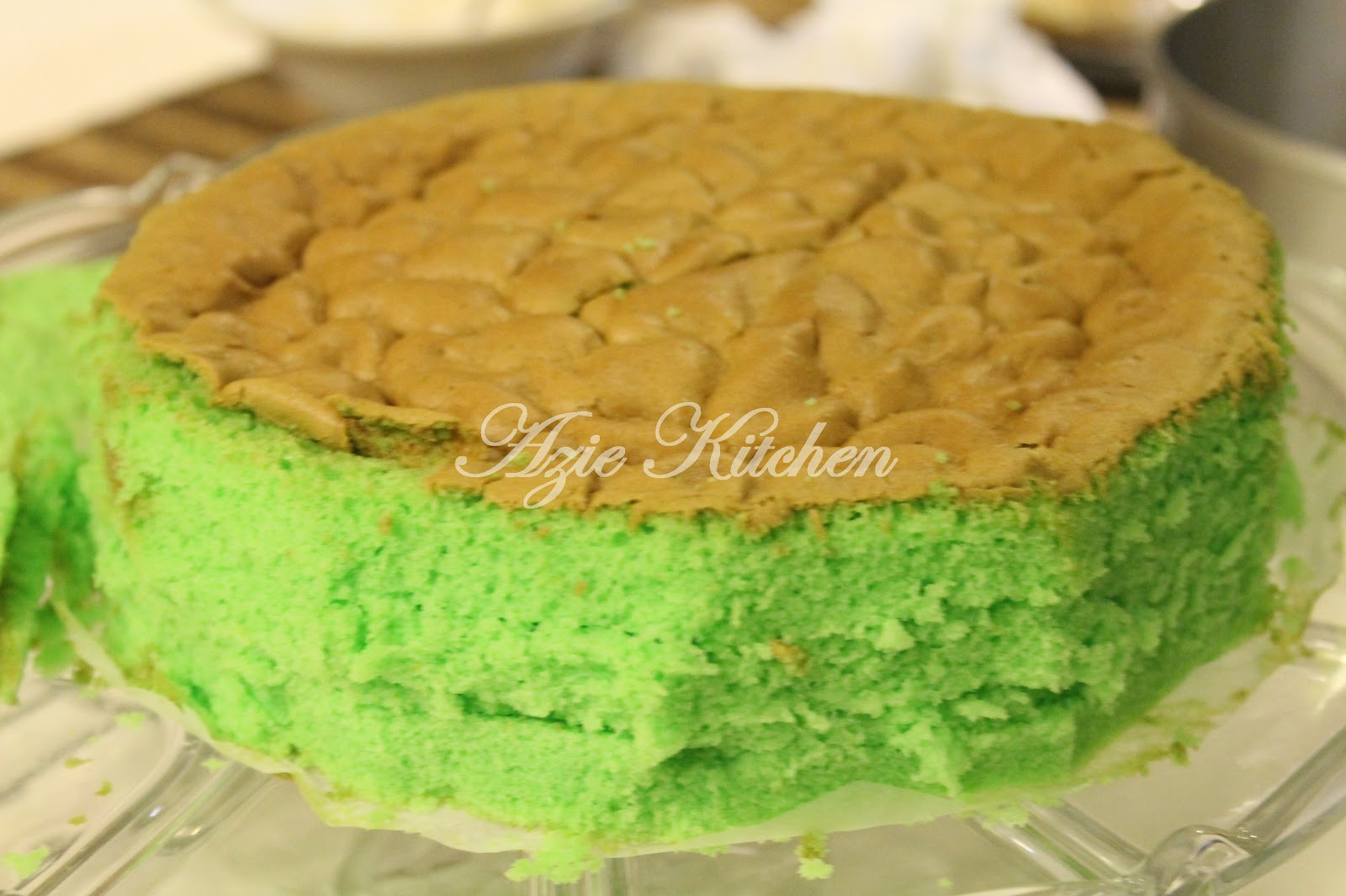 Pandan Layer Cake - Azie Kitchen