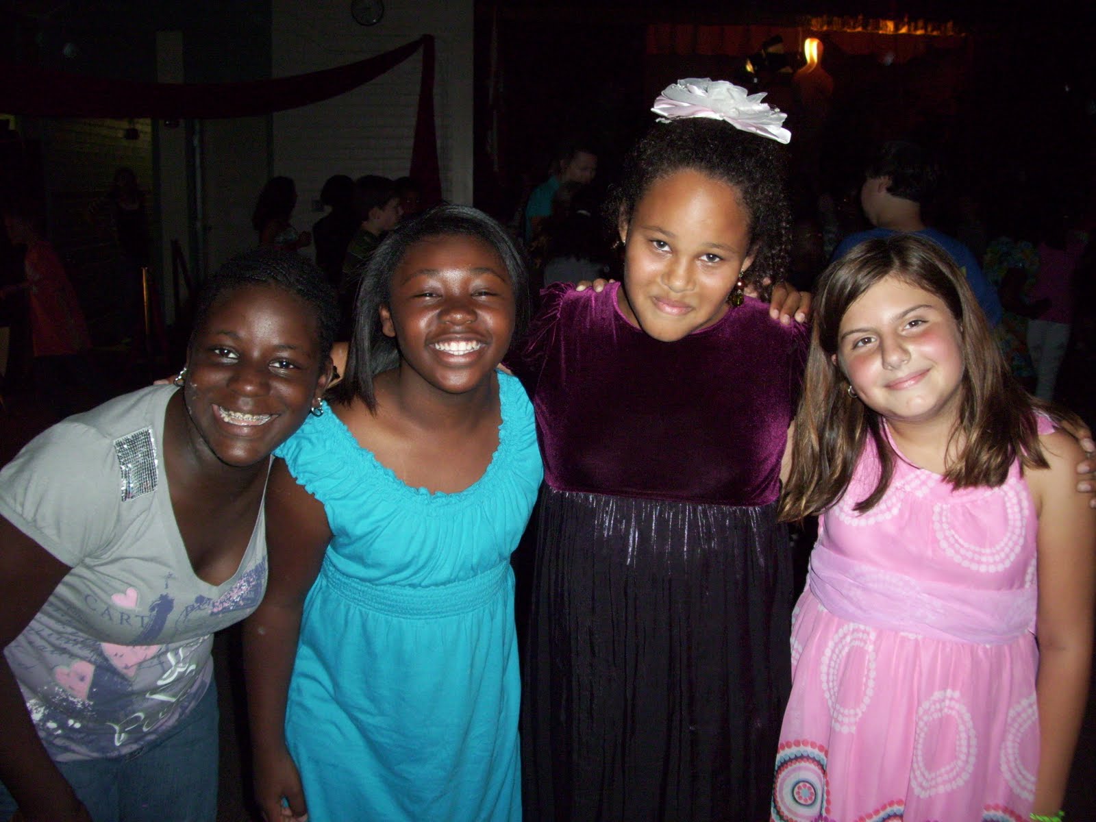 The Ape News: Great Fifth Grade Dance!