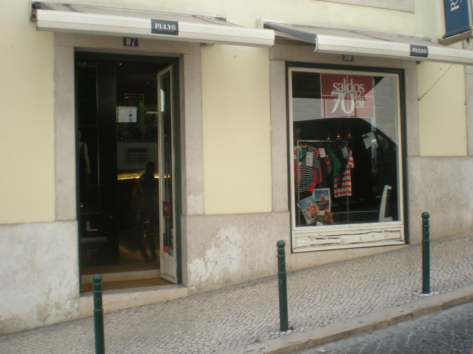 IÉ-IÉ: VALENTIM DE CARVALHO NO CHIADO