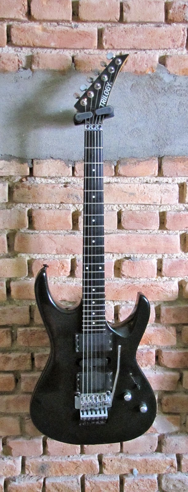 4 Hands Luthieria: Guitarra - Giannini - Trilogy - Victor Fiorini