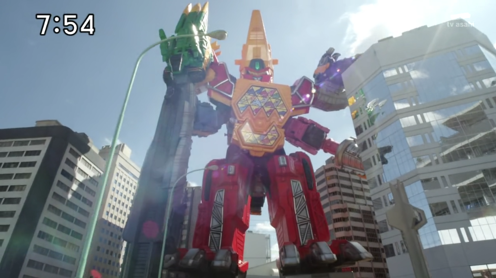 Firestarter's Blog: Zyuden Sentai Kyoryuger: Gigant Kyoryuzin First Fight