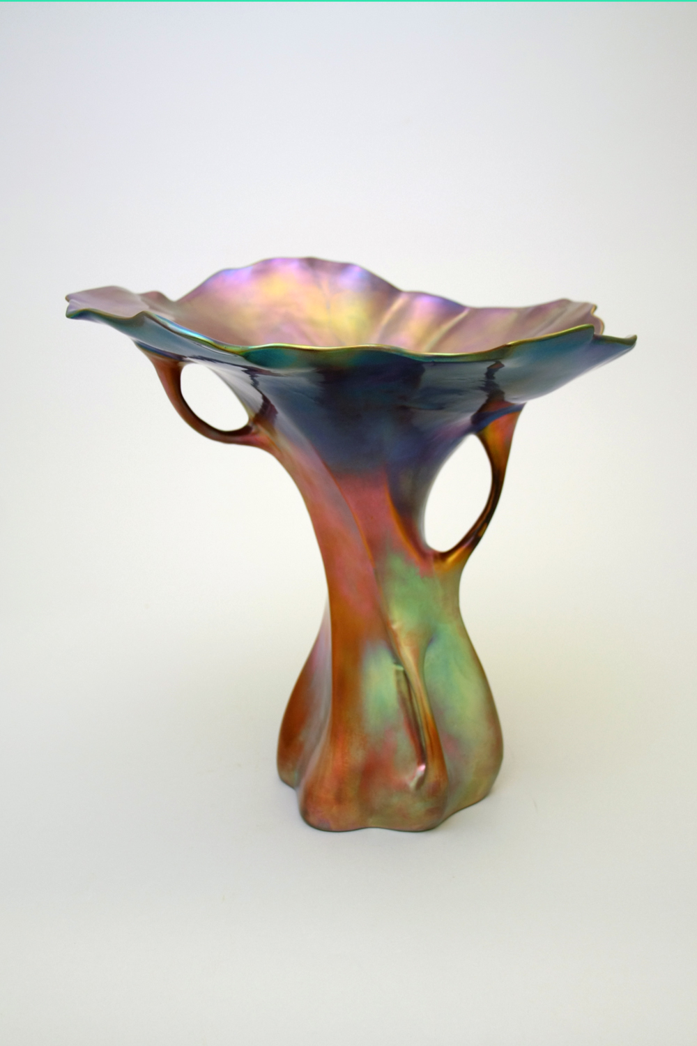 verdei porcelain: reviving the light