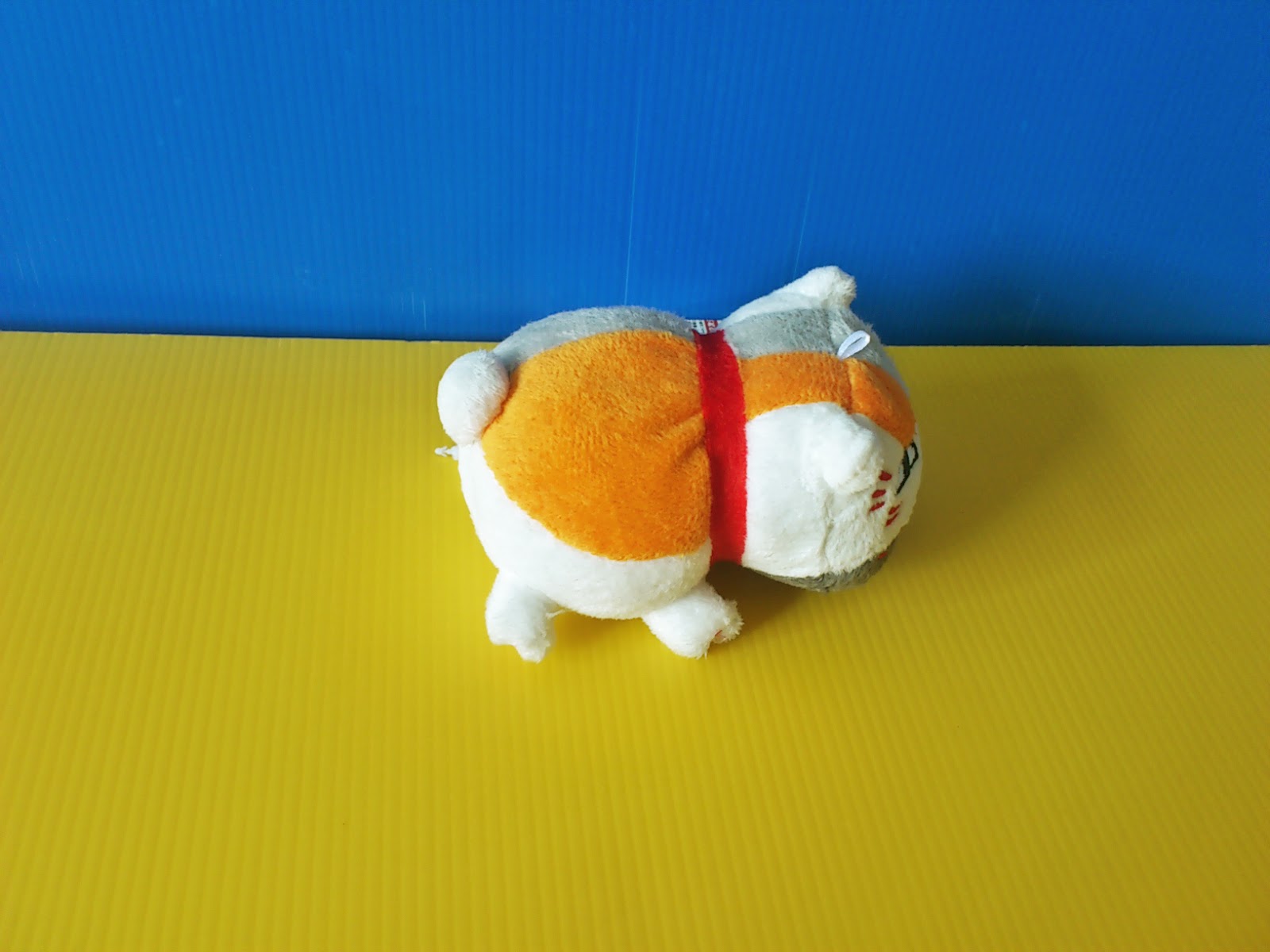 Cuddle Moments: Natsume Yuujinchou Nyanko Sensei Cat