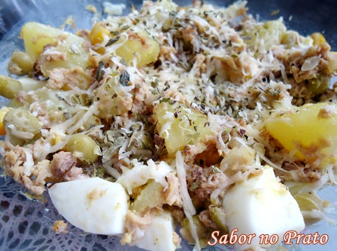 Atum com Batata e Parmesão | Sabor no Prato
