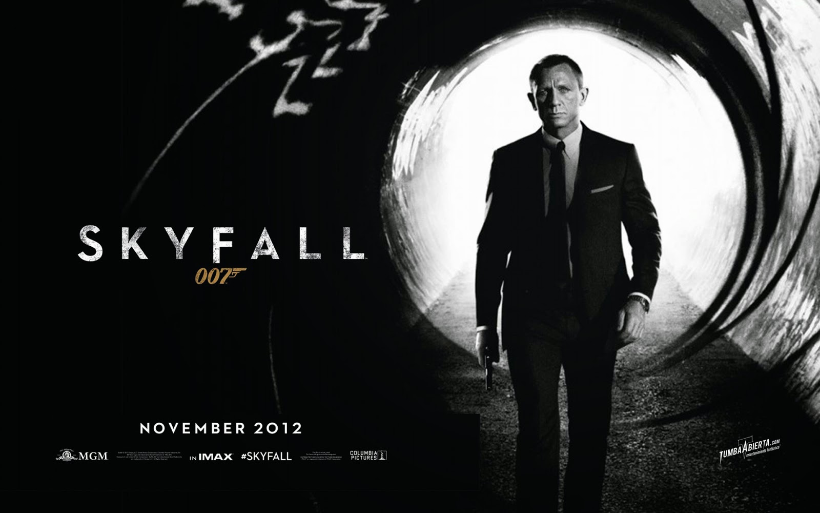 DANIEL CRAIG COMO JAMES BOND - TRES INTROS IMPACTANTES!