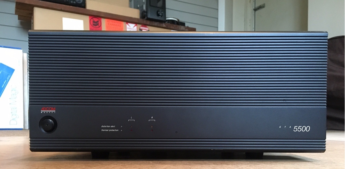 Σετ : ADCOM GFP-750 Gold Preamplifier - ADCOM GFA-5500 Power Amplifier.