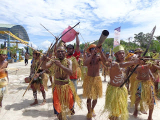 upacara adat papua - wood scribd indo