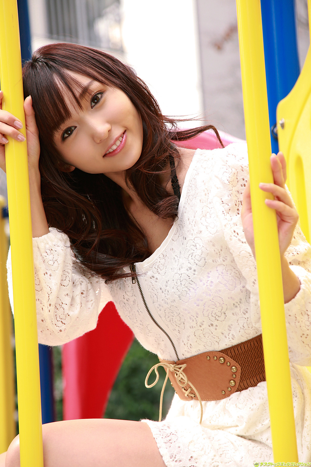 Art Fashion: Risa Yoshiki cute in lace-decoration dress