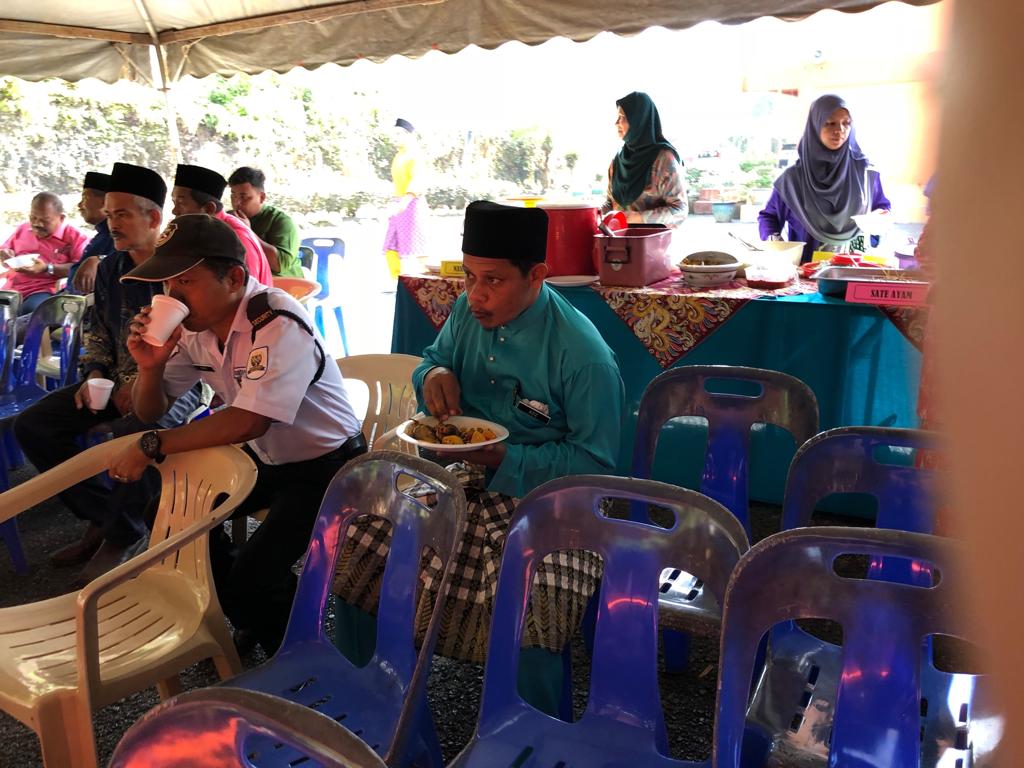 SK FELDA JERANGAU BARAT