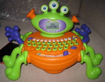 JuaiMurah: Vtech IQ Builders IQ HA HA Alien
