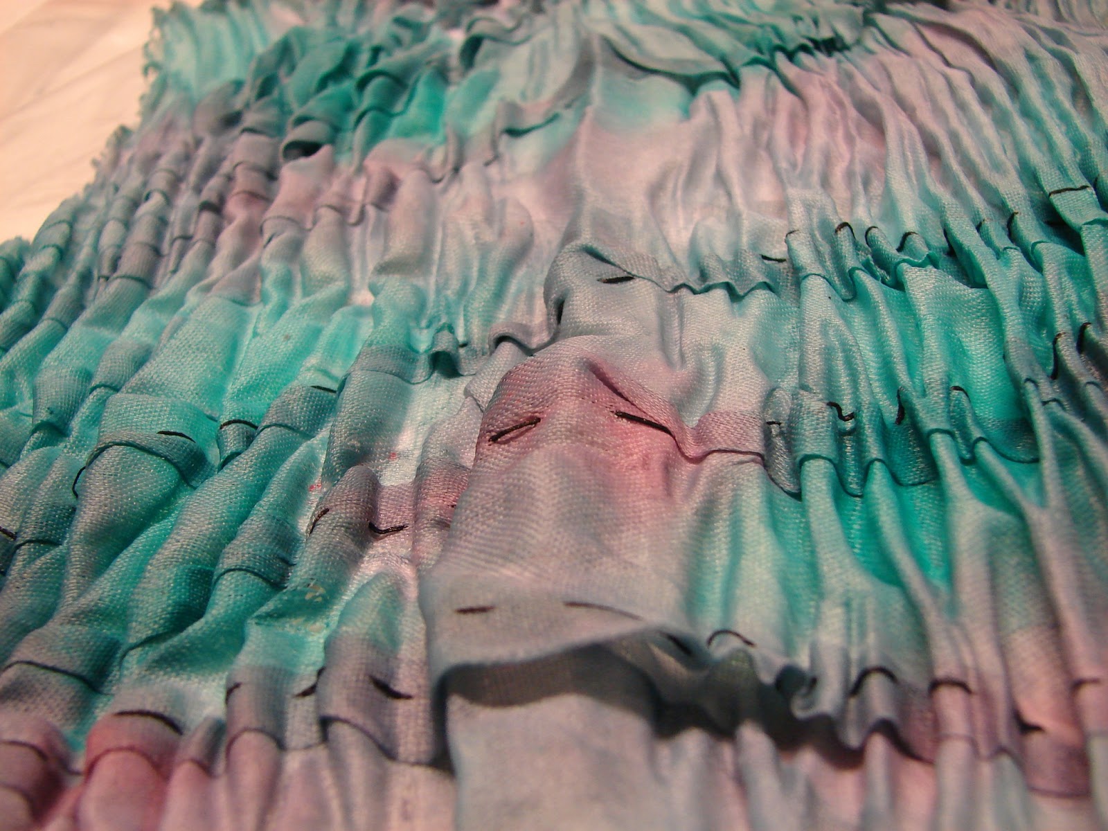 Le Möi Möi ♥: INTERVENCIÓN TEXTIL ♥ SHIBORI