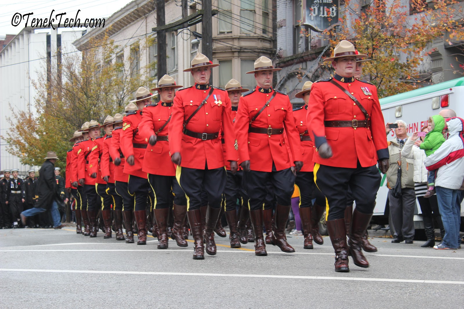 Living Vancouver Canada: Remembrance Day Ceremony and Parade - Victory ...