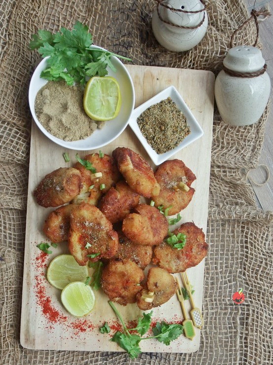 Chatpate Achaari Arbi Tuk | Tangy & Spicy Colocasia Bites