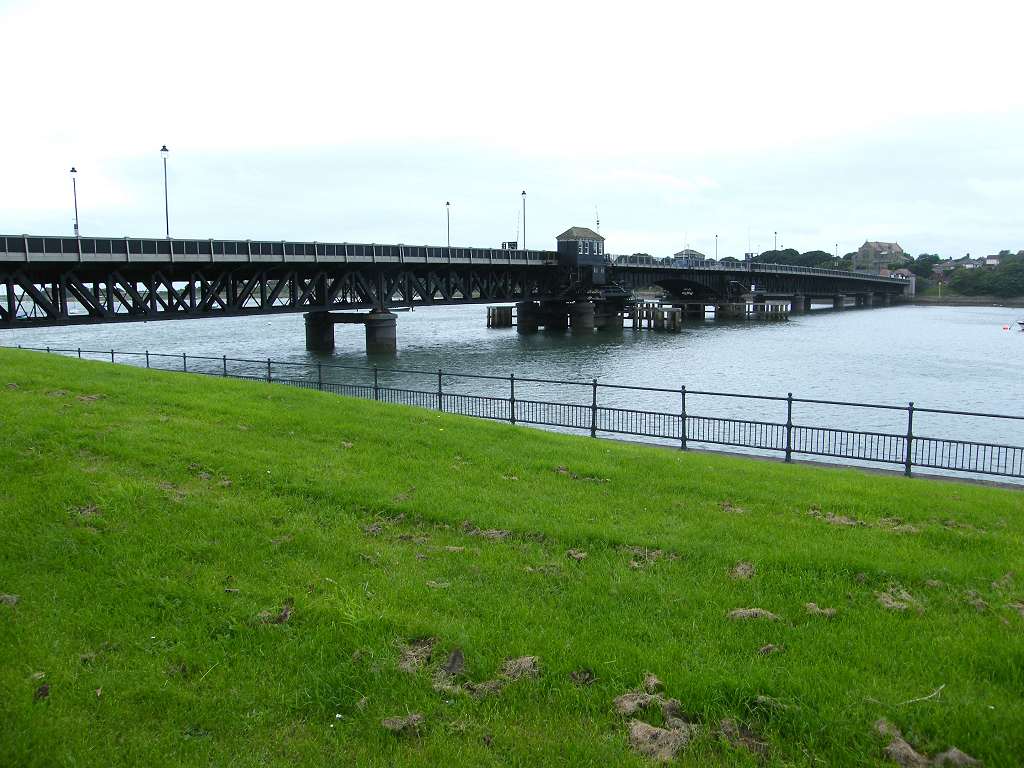 Turn Left at Bognor Pier: Walk 314 -- Barrow-in-Furness to Walney Island