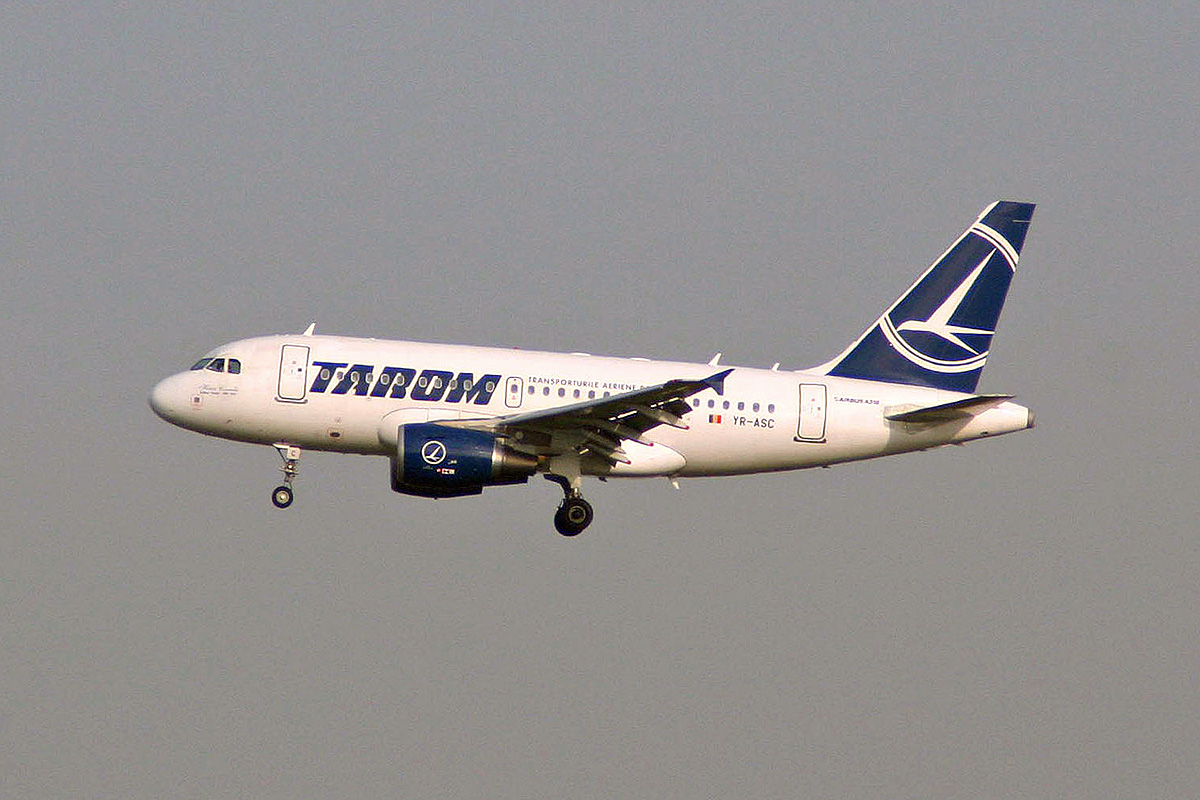 planepictures: Airbus A318