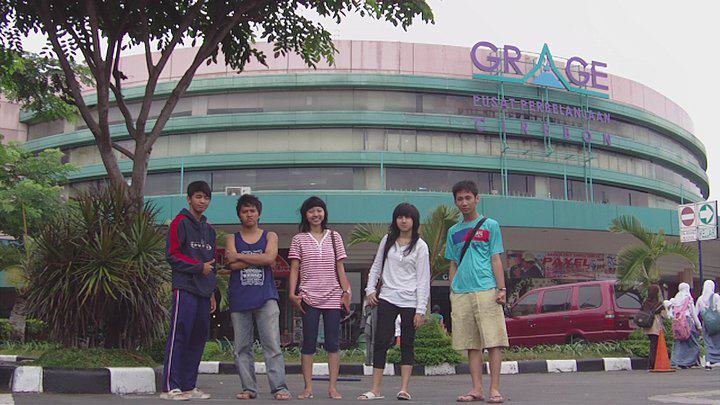 Koleksi foto Idolaku (Non Dhera) with friends and Say'A