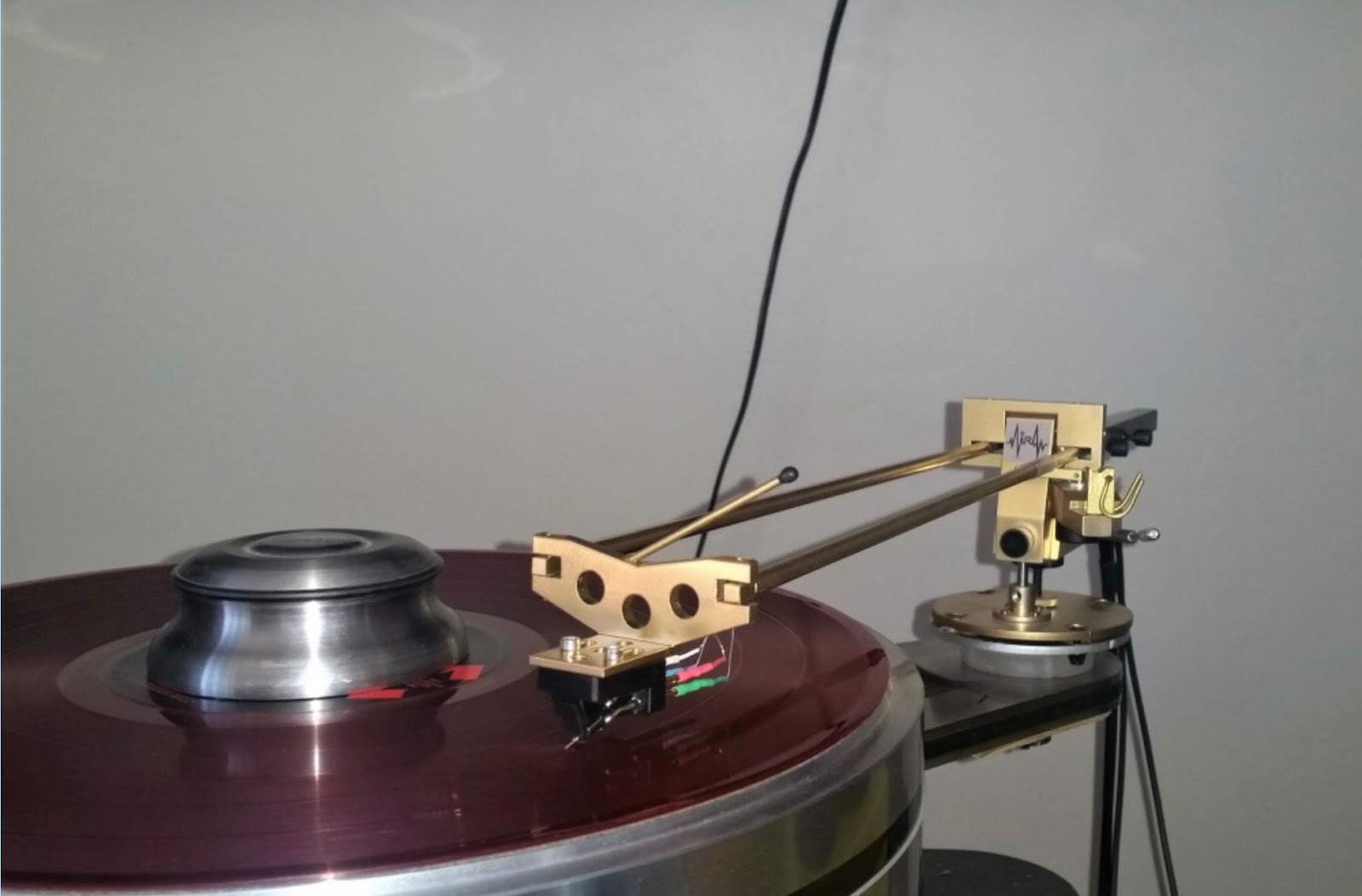 New ViRa RT-4 radiant tangent tonearm – M & S | Ultimate High-Fidelity