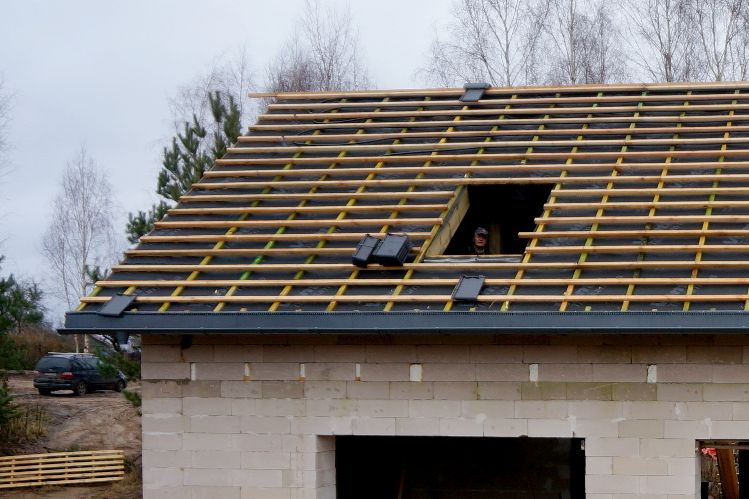 A-namas. Statome patys: Stoge įstatėm ne Velux