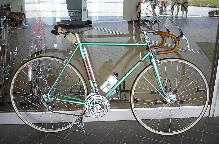 Bikeville thoughts: Retro-Classic bike builds