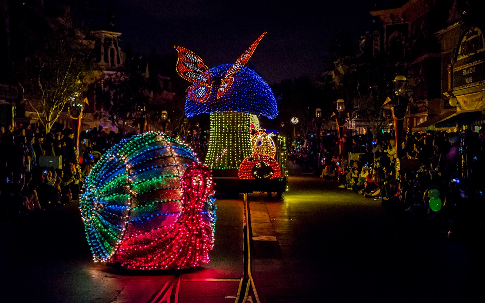The Main Street Electrical Parade Returns