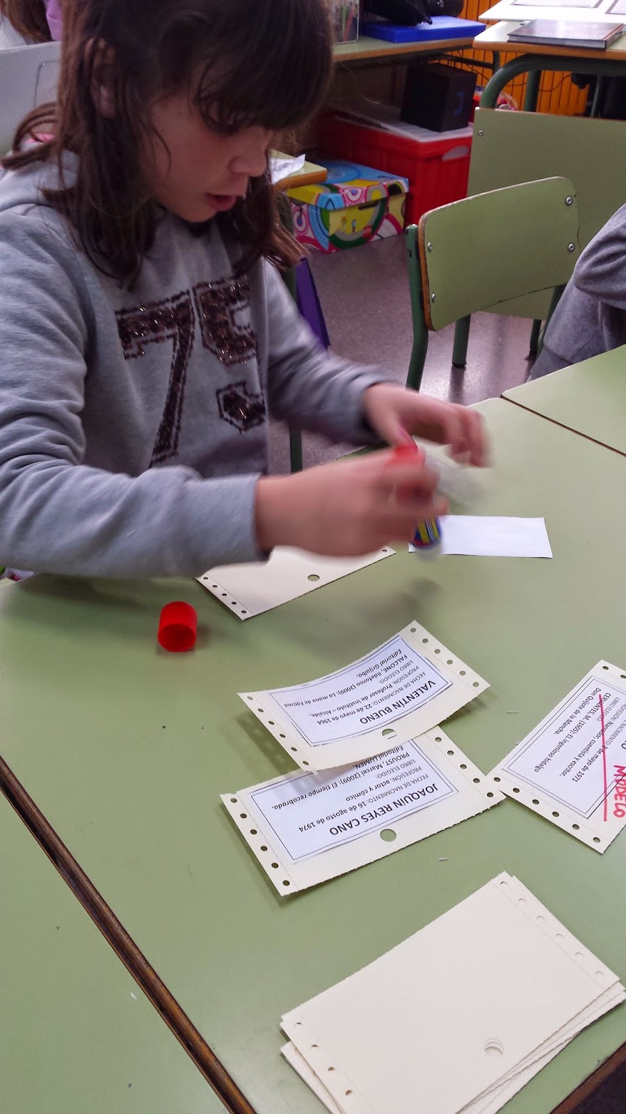 CON LÁPIZ Y TECLAS: Trabajando la información y preparando la exposición