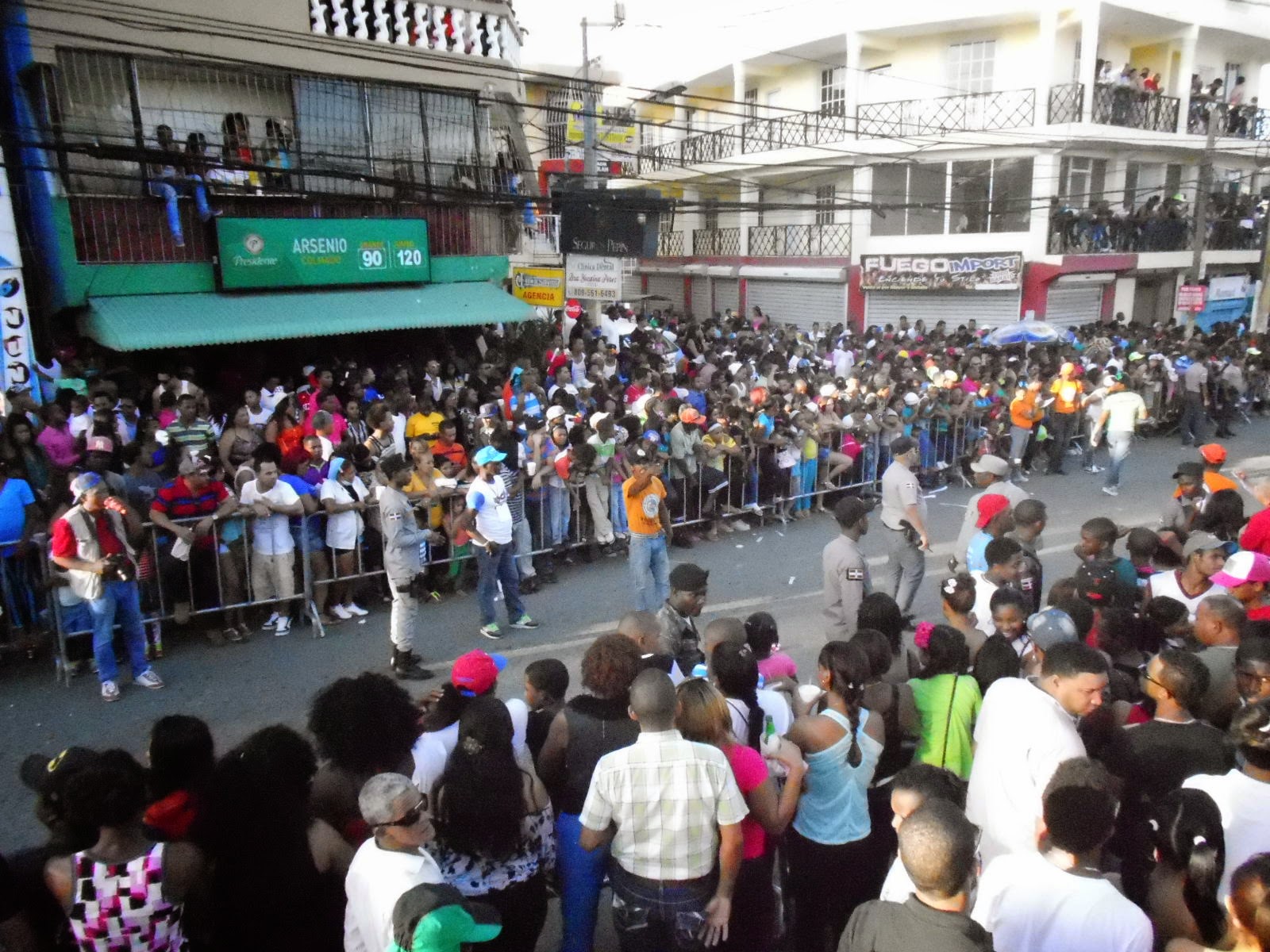 Manoguayabo Ejemplo de Carnaval - Visión Oeste RD