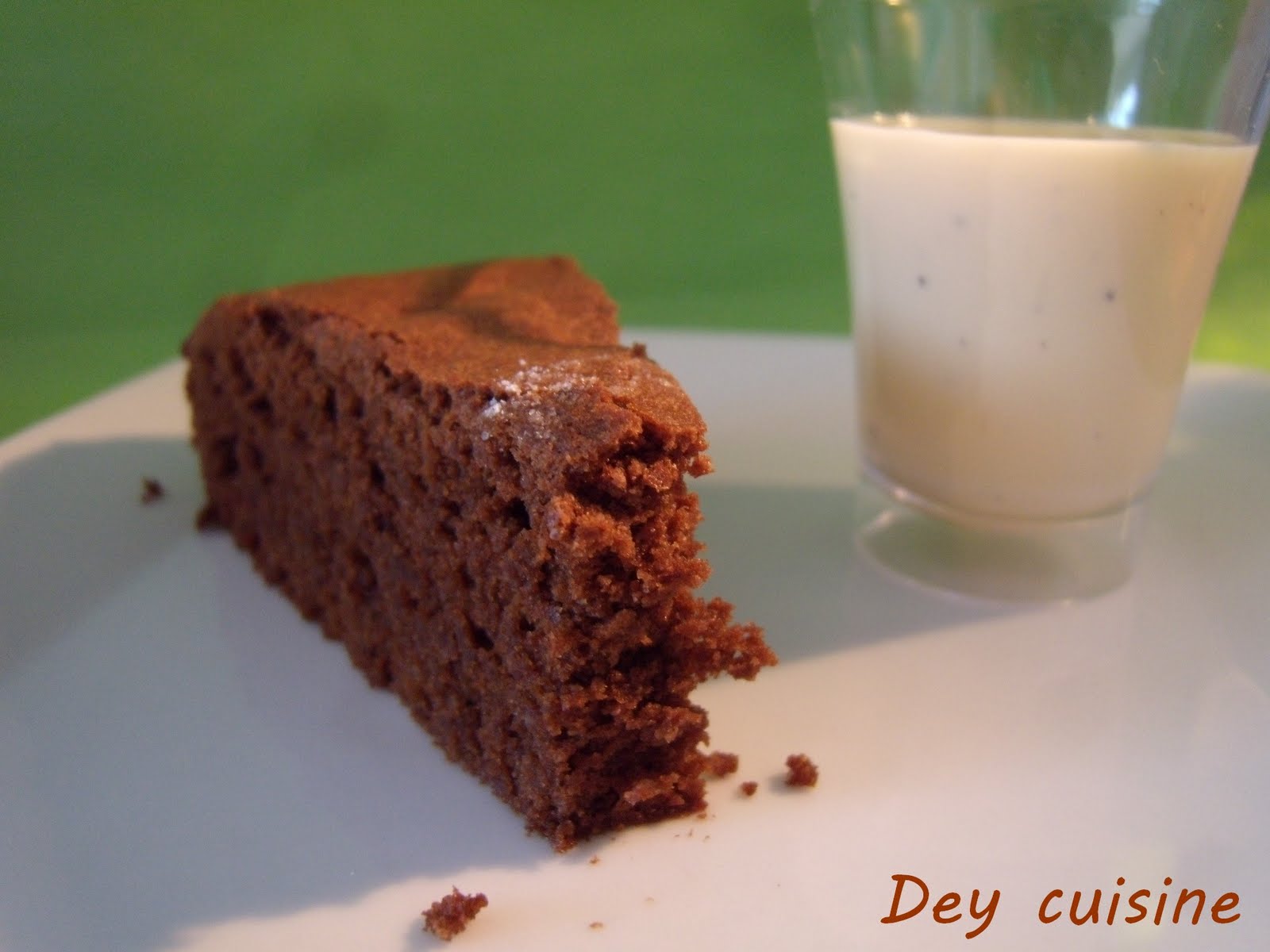 Dey cuisine: Gâteau au chocolat, simple mais efficace!