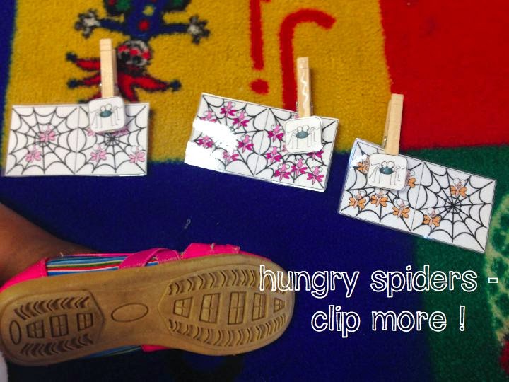 A Neighborhood Kindergarten : Weekly Centers and Spider Day Preview!