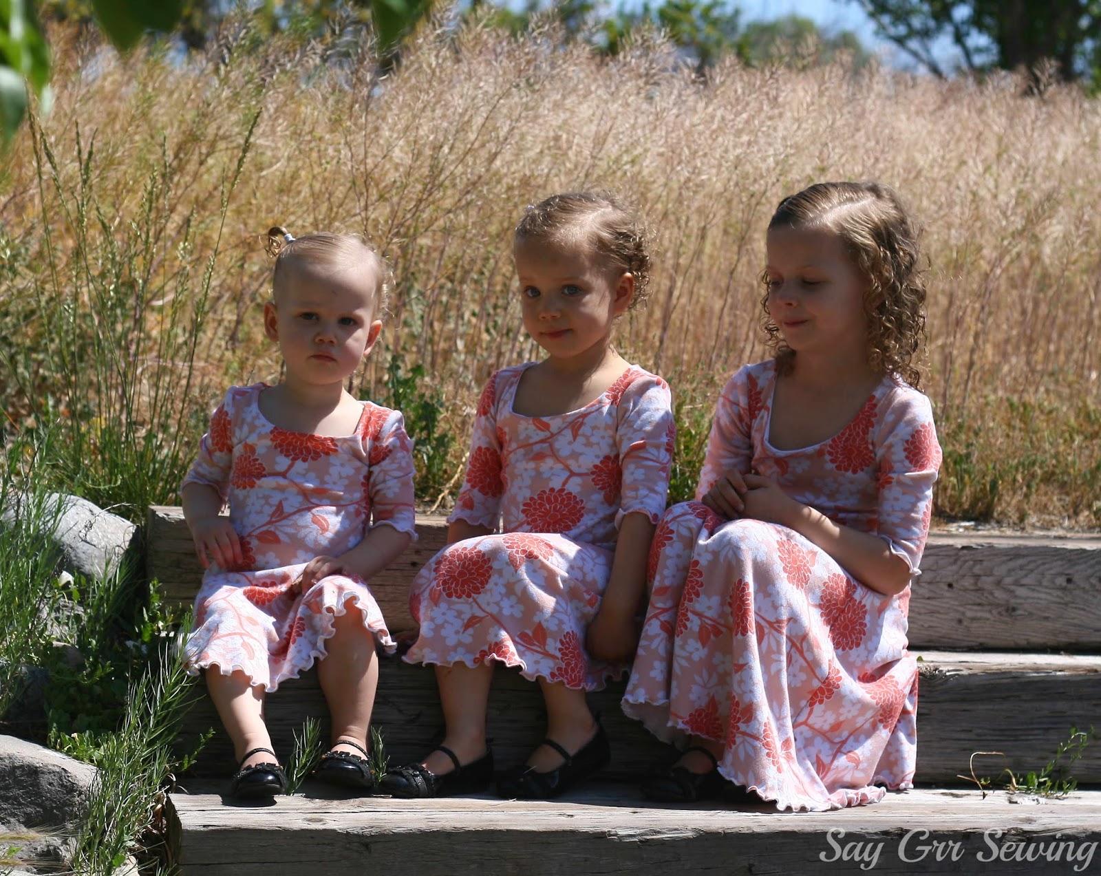Say Grr Sewing: Three Girls, Three Days, Three Dresses