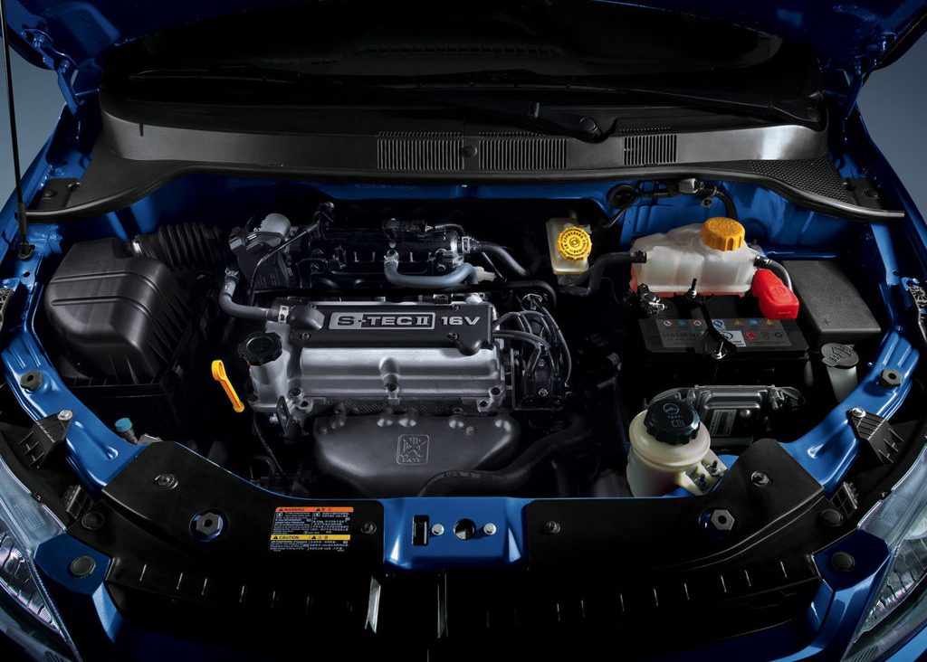 Luxurious Sports Car: Chevrolet Sail Wallpapers: