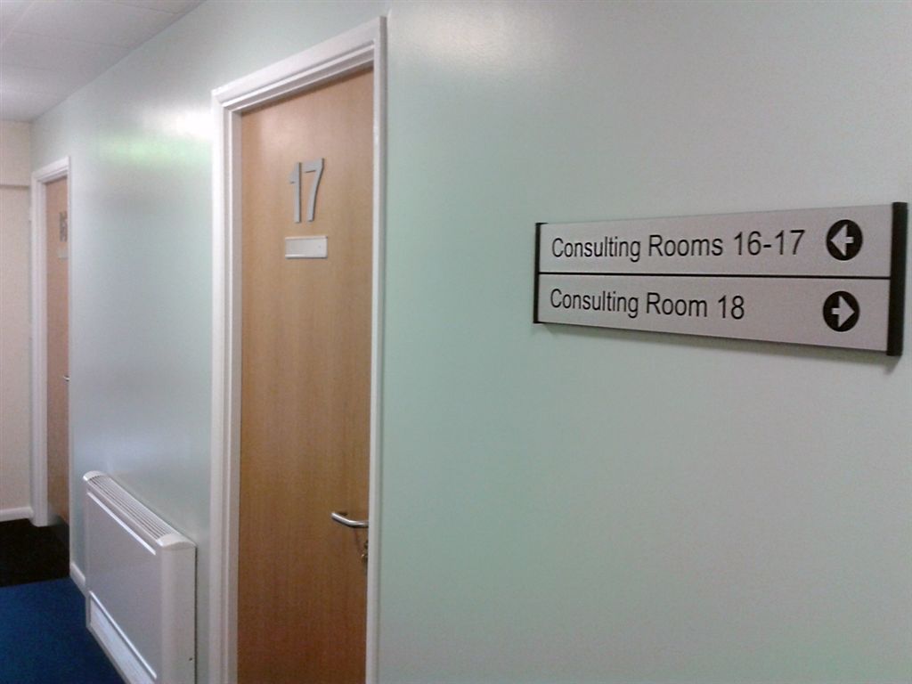 The Green I Signs Blog: Slatz sign systems by Green I signs