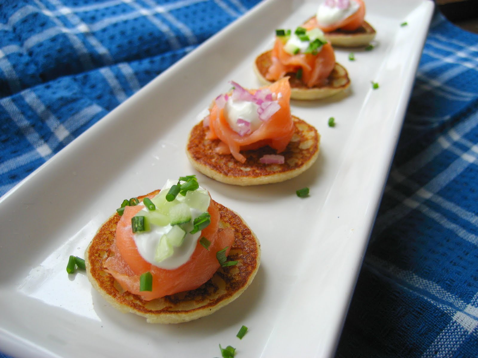 Loosh Creations: Party Food - Mini Blinis with Smoked Salmon and Sour Cream
