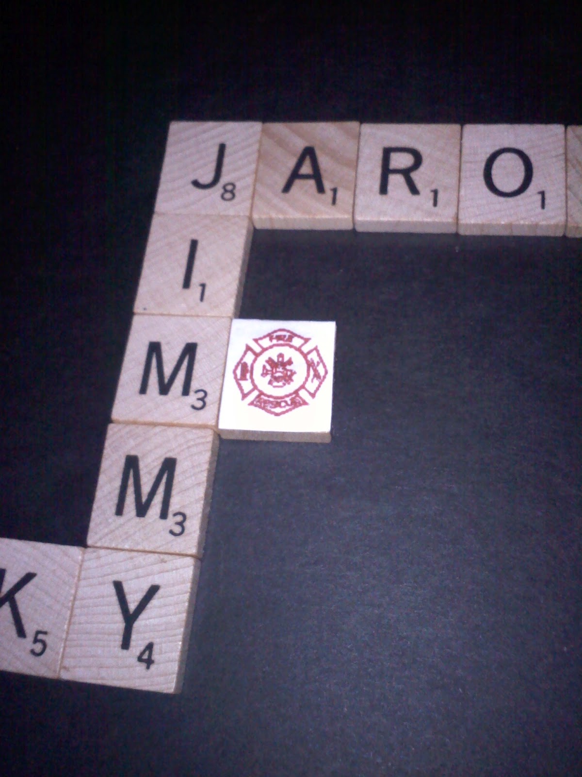 Broken Pencils Are Pointless: Thrifty Thursday - Scrabble Family Portrait