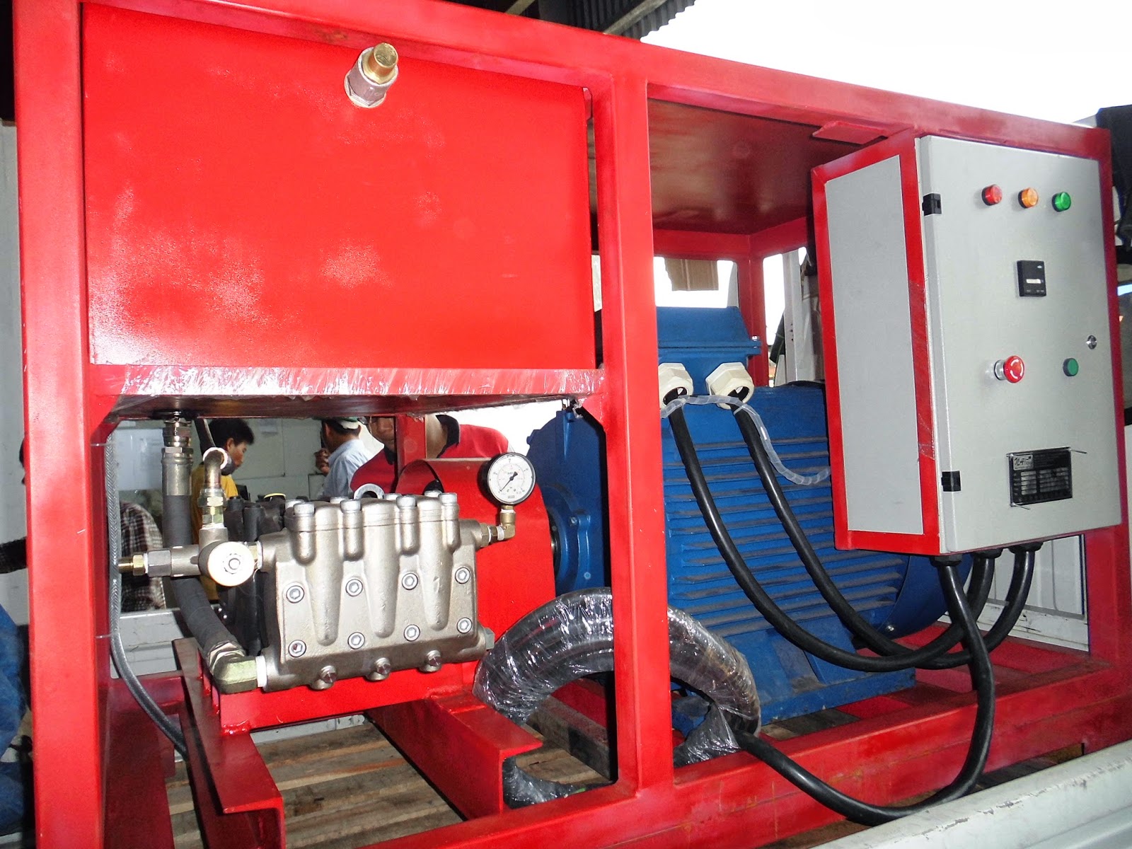 HIGH PRESSURE WATER BLASTER 1000 BAR | POMPA HAWK 500 BAR | POMPA ...