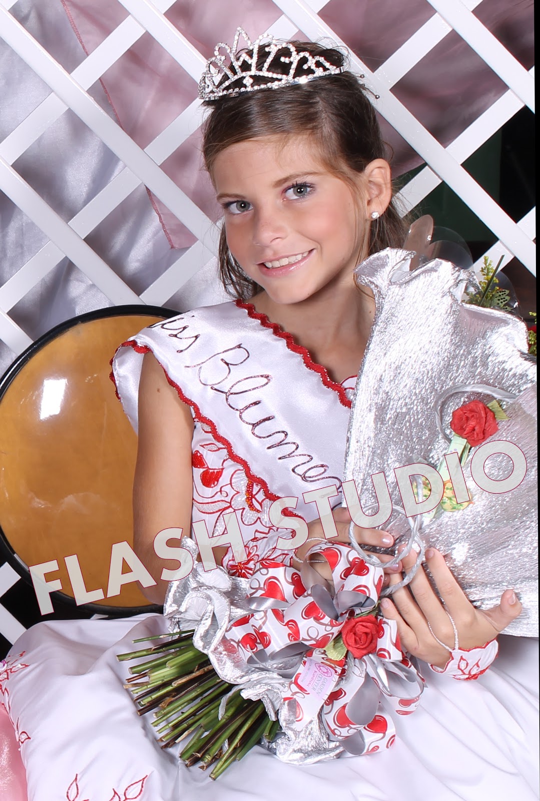 CONCURSO MISS BLUMENAU INFANTIL: CONCURSO MISS BLUMENAU INFANTIL 2011 ...