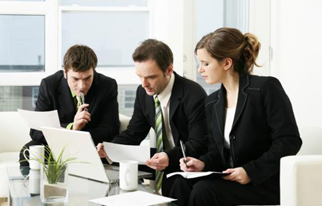 ROOM 217~Pershing West: Working Conditions Of An Adversing Sales Rep