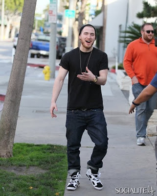 Wake'N'Lace: Mike Posner in the Air Jordan 6 "Oreo"