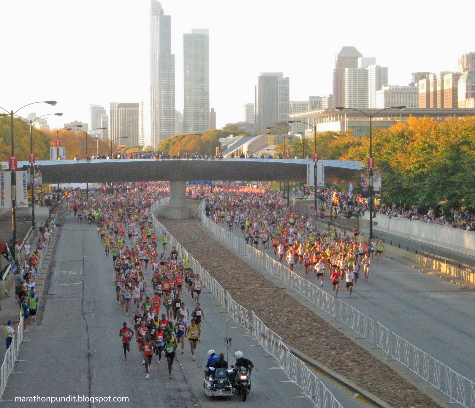 Marathon Pundit: Video: Start of the 2011 Chicago Marathon