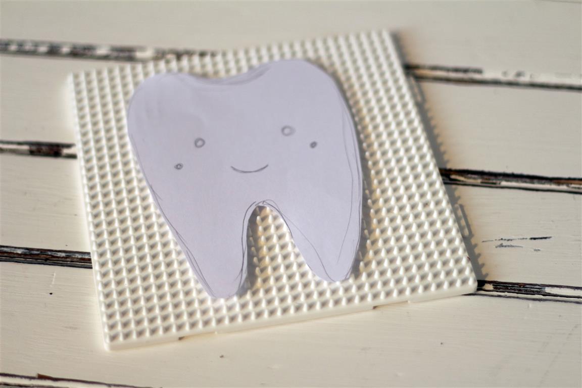 emuse: Hama bead tooth